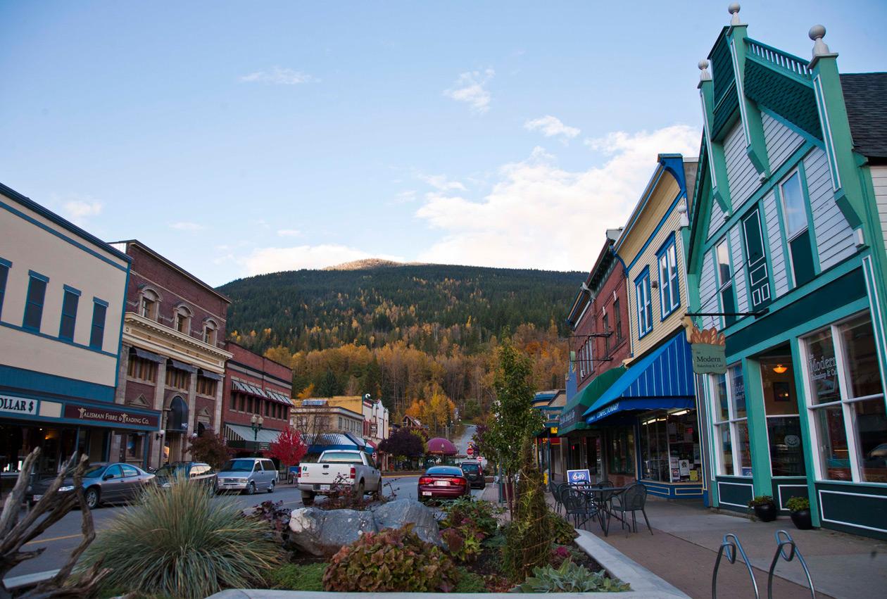 RV Travel Revelstoke BC | Visit Canada | CanaDream | CanaDream