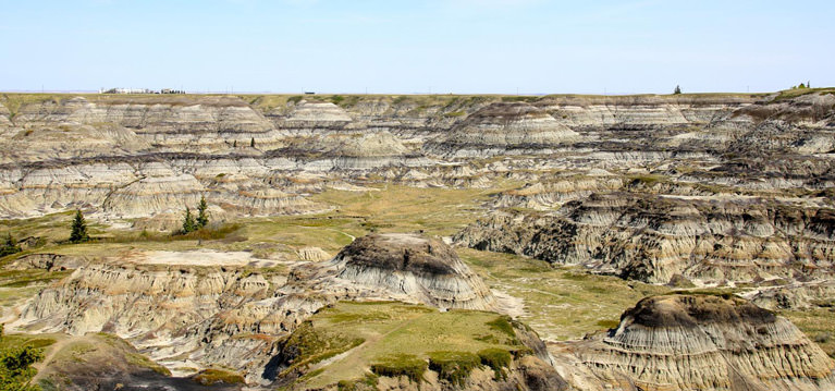 RV Travel Badlands Alberta | Canadian Badlands Trail | CanaDream