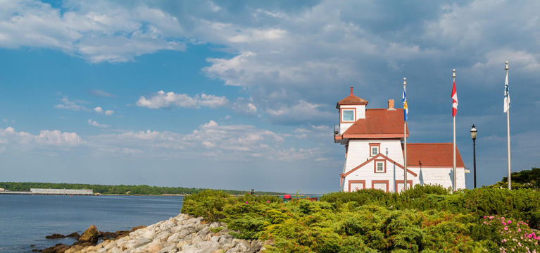 RV Travel Nova Scotia | Lighthouse Route and Evangeline Trail | CanaDream