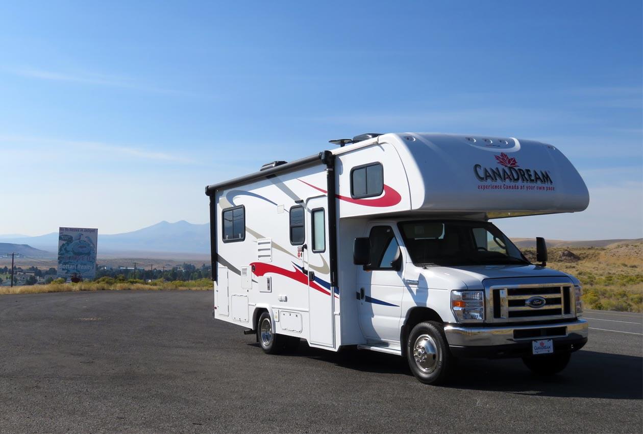 RV Rentals | Compact RV Rental Canada | MHC Motorhome | CanaDream
