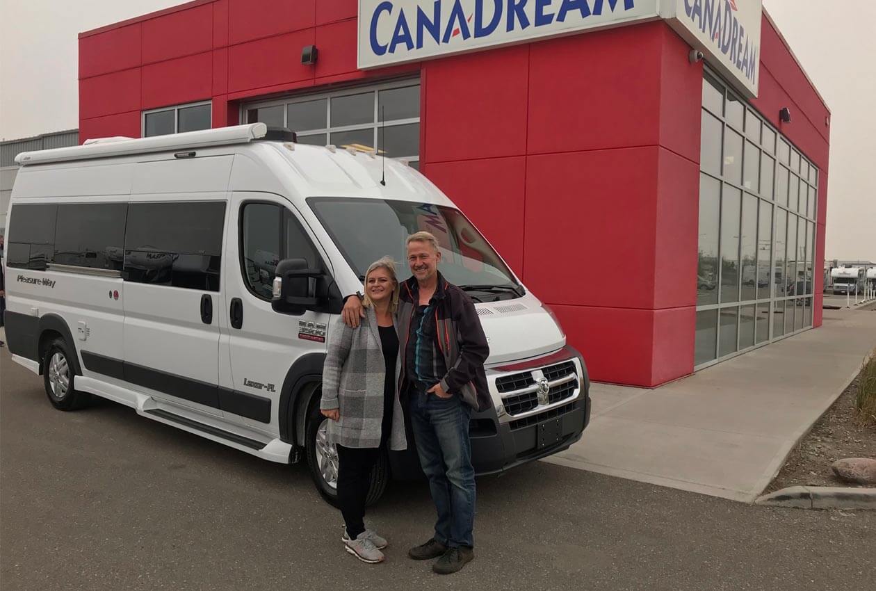RV, Motorhome & Camper Sales Calgary | Buy RV | CanaDream