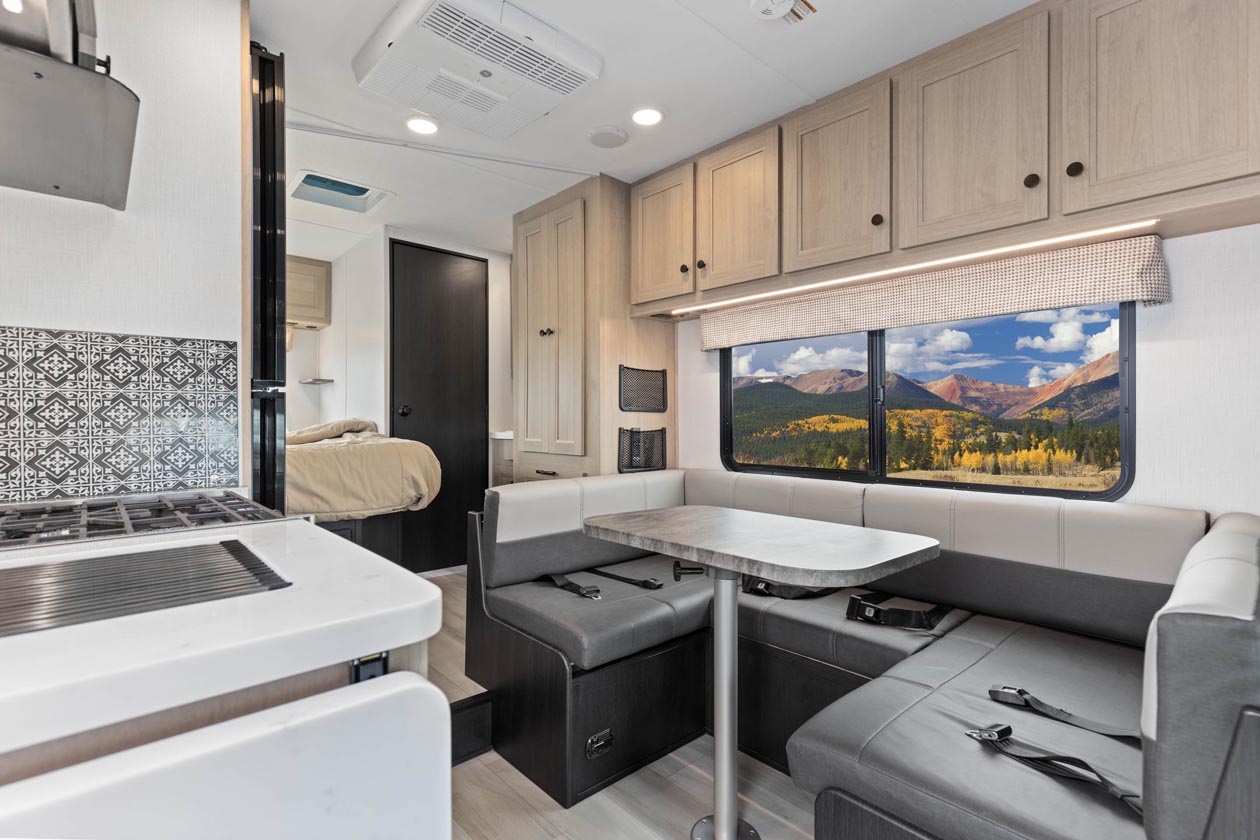 Canadian RV Rentals | Rent an RV | CanaDream