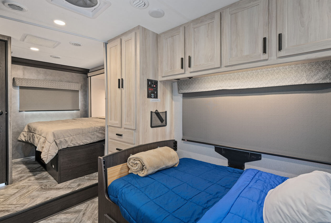 Canadian RV Rentals | Rent an RV | CanaDream