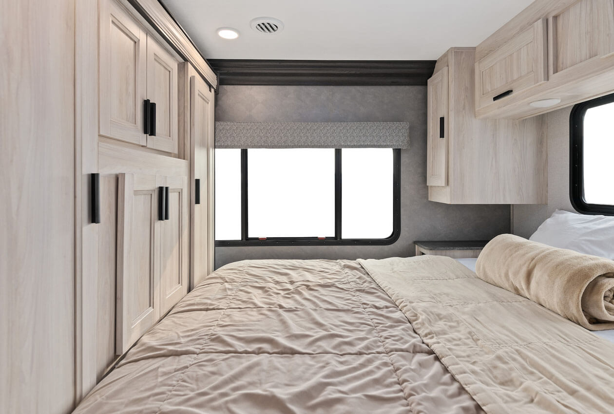 Canadian RV Rentals | Rent an RV | CanaDream