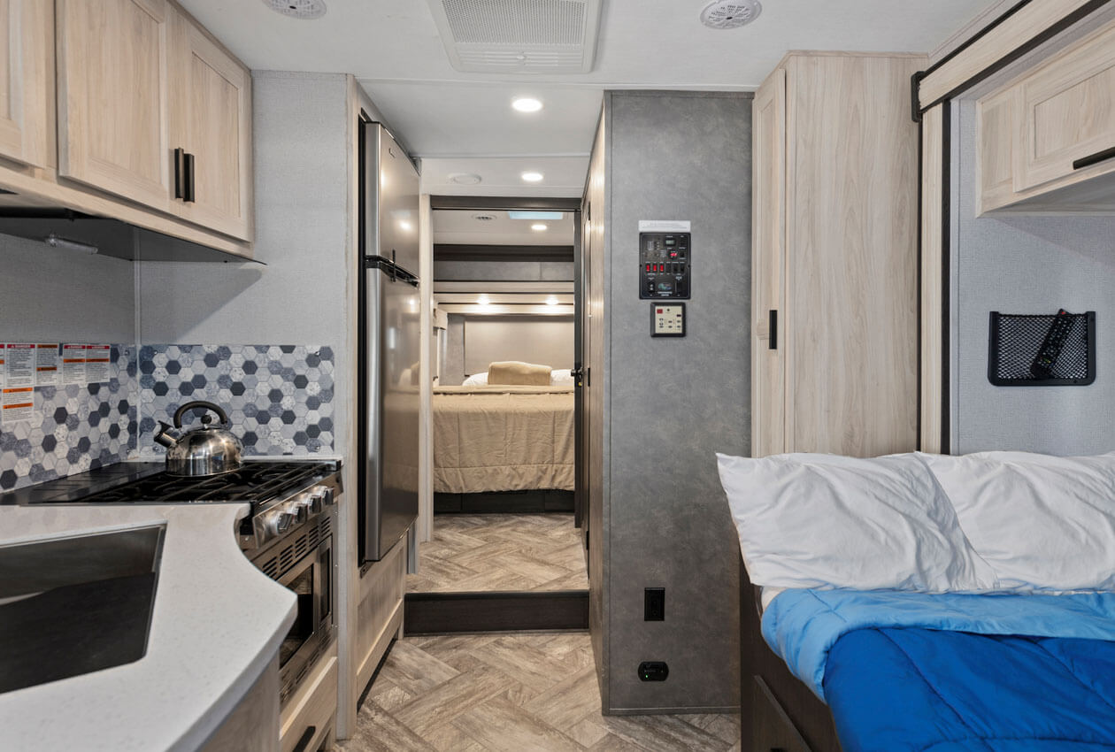 Canadian RV Rentals | Rent an RV | CanaDream